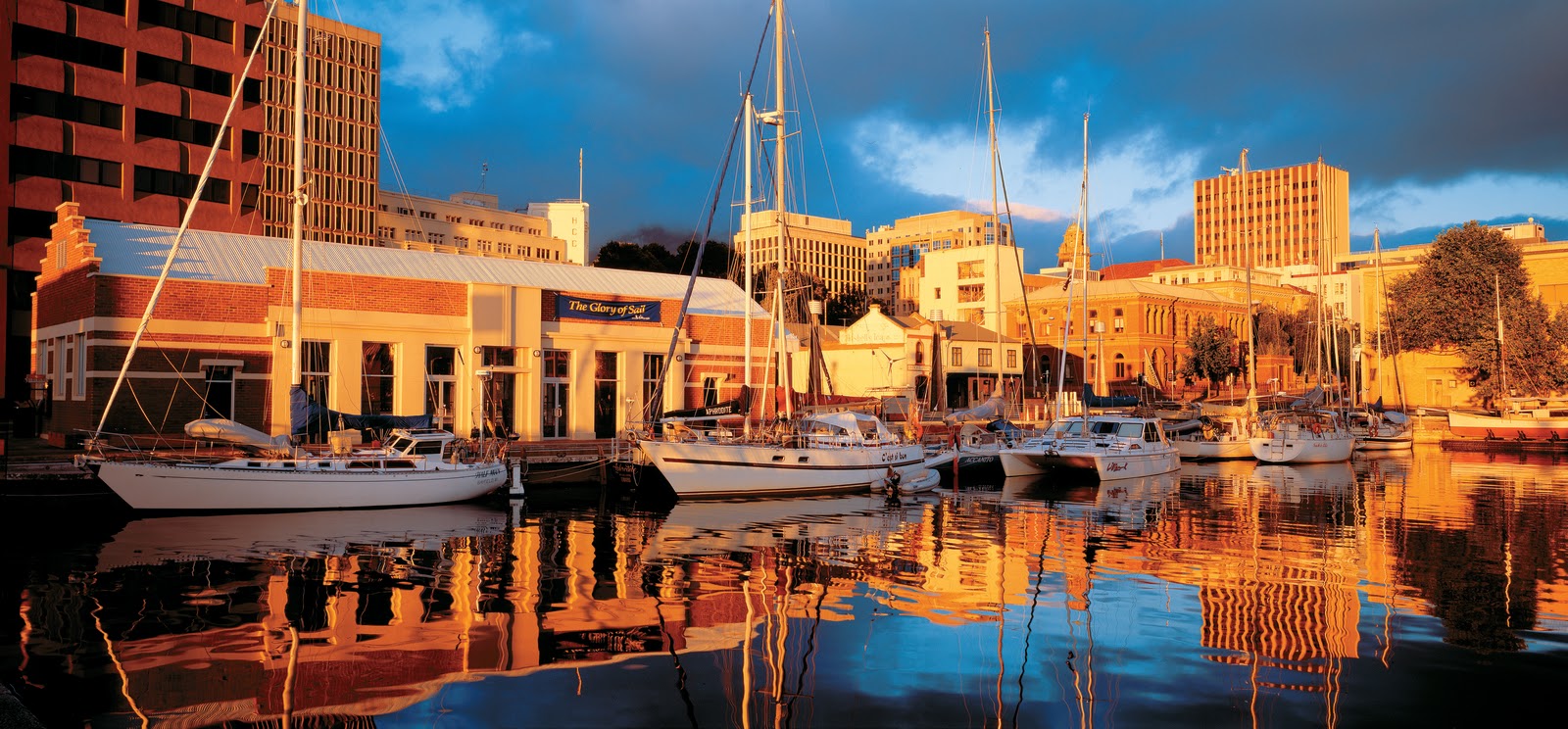 Sunlover Holidays: Iconic Aussie things to do to celebrate Australia