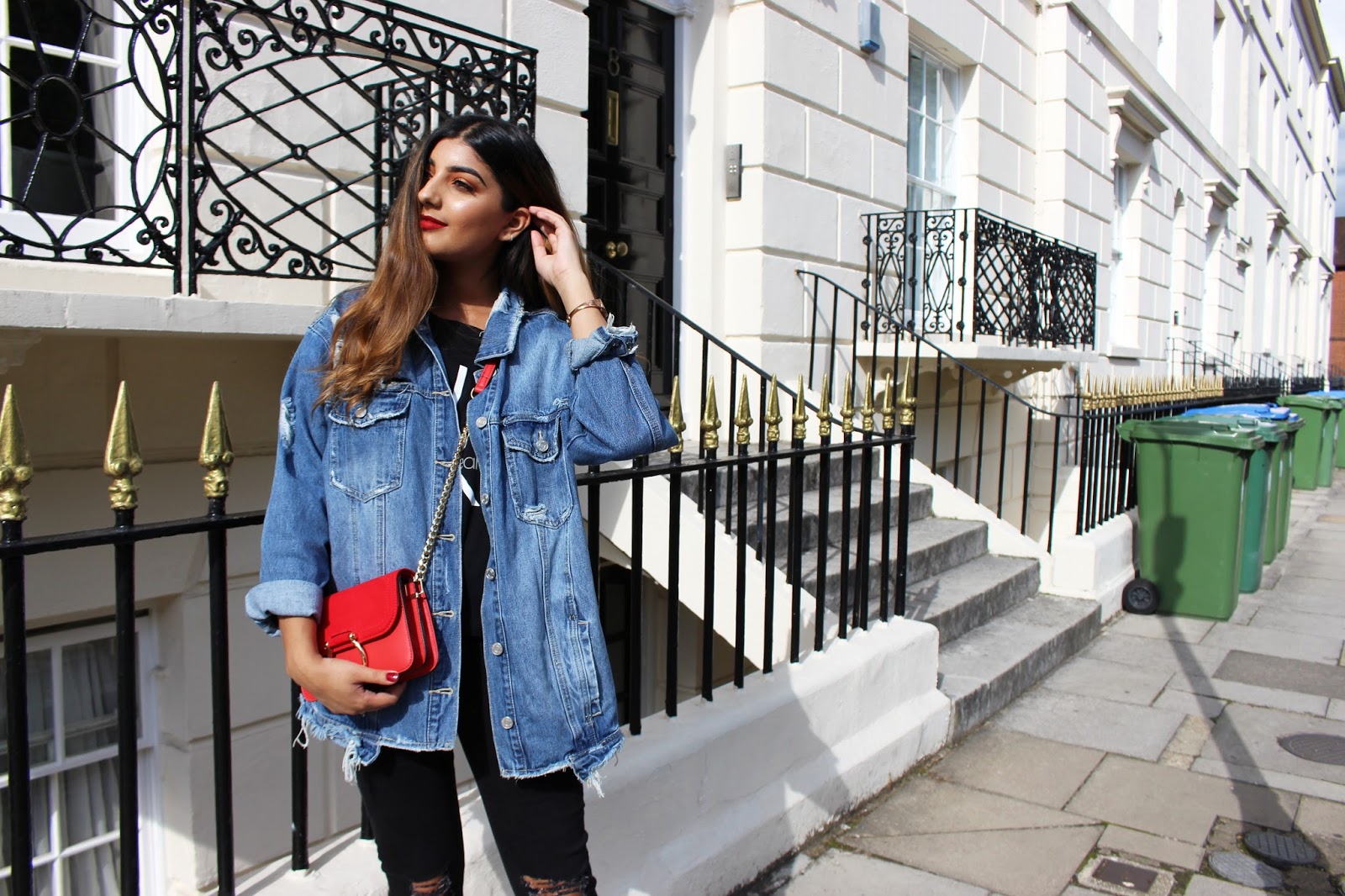 50 SHADES OF RED | OOTD & LOOKBOOK | Kits Beauty Edit