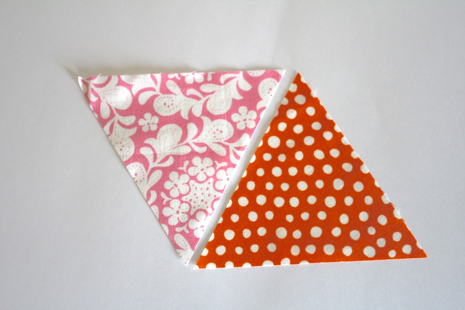 Frozen Knickers: DIY: 60 Degree Angle Triangle Quilt Tutorial