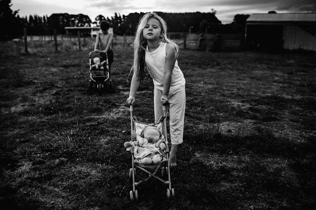 ::B L O G H I S T A∙P E R∙C A S O:: : Niki Boon :: Childhood without ...