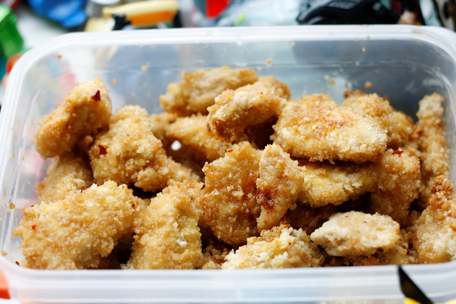 DisisD: honey sesame chicken nuggets