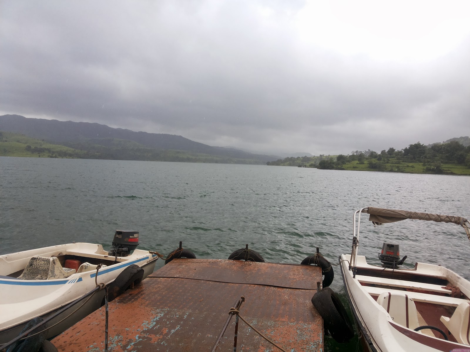 A bike ride to Panshet Dam on a rainy day - Rakmoddin's Travel Blog