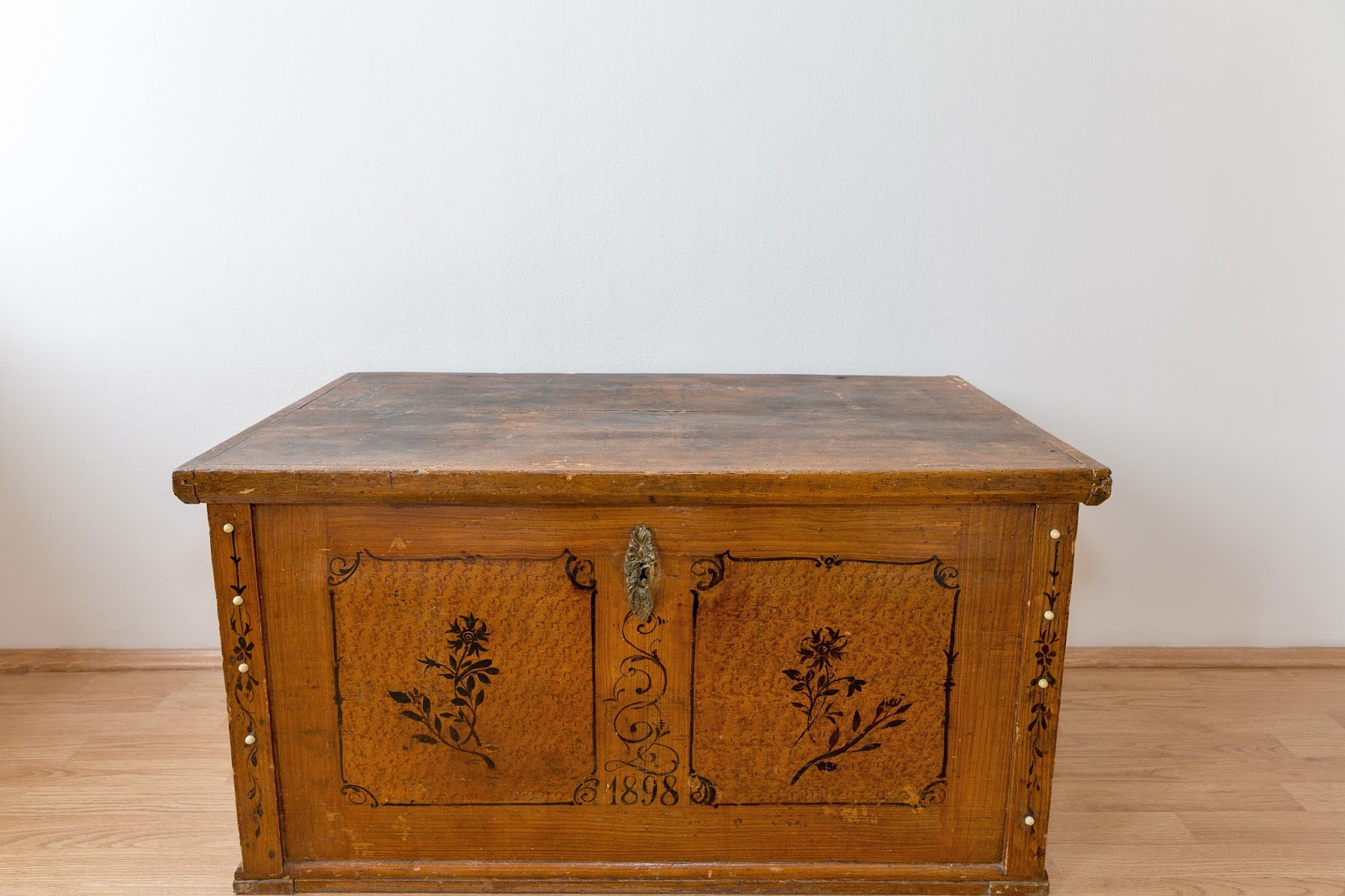 NYC Psychotherapy Blog: Trauma Therapy: Using the Container Exercise ...