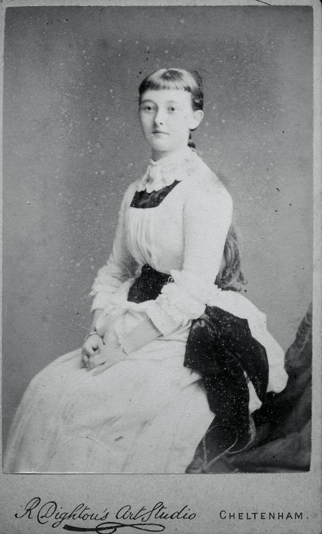 50 Classic Portraits of Pretty Victorian Ladies ~ Vintage Everyday