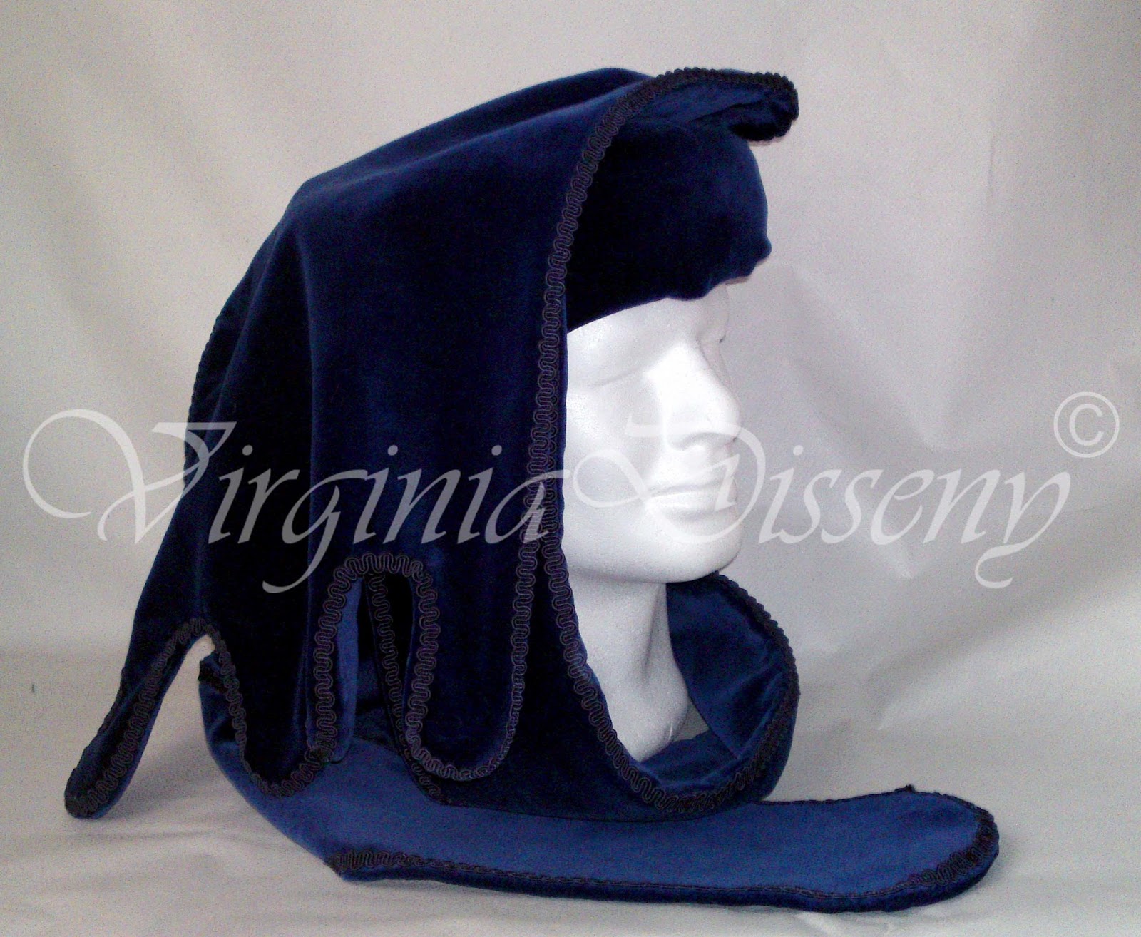 Virginia Disseny: El Chaperón..... tocado masculino del siglo XV!!