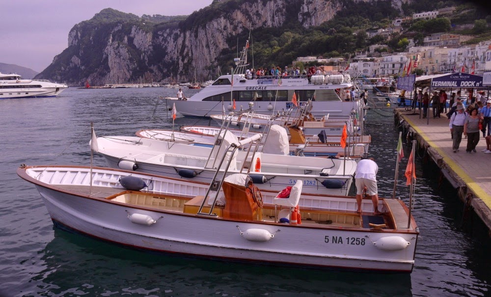 Autumn break in Naples and Capri, Italy part II - S/Y Dolphin Dance