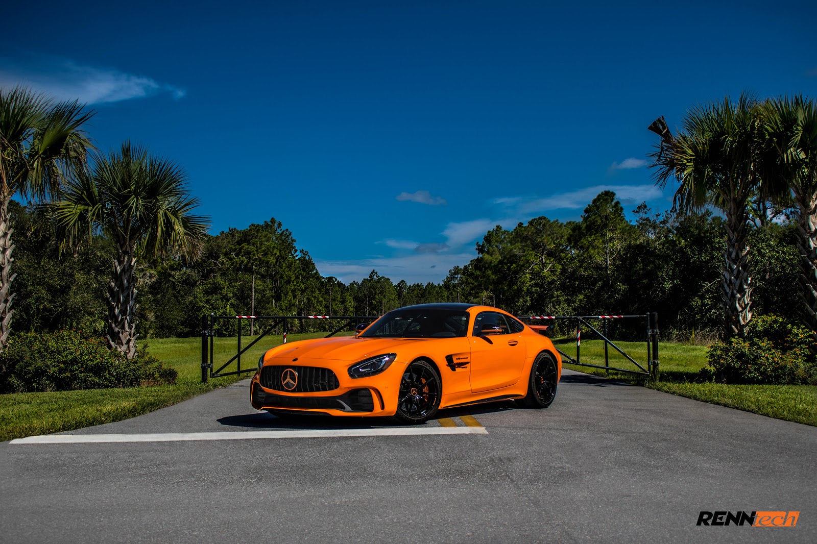 RENNTECH :: NEWS: RENNtech AMG GT R The Orange Beast