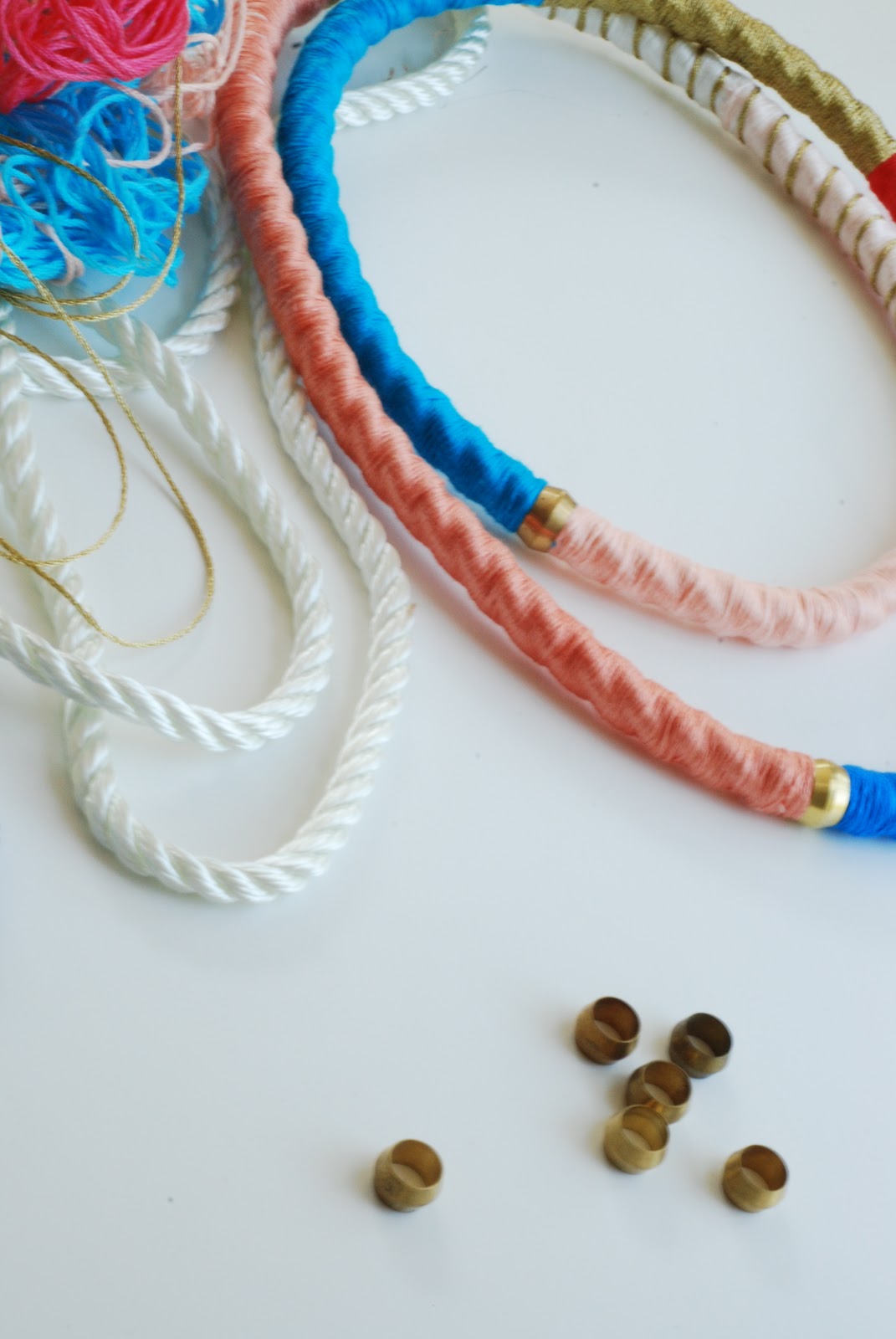 Art Wall: diy wrapped rope necklace