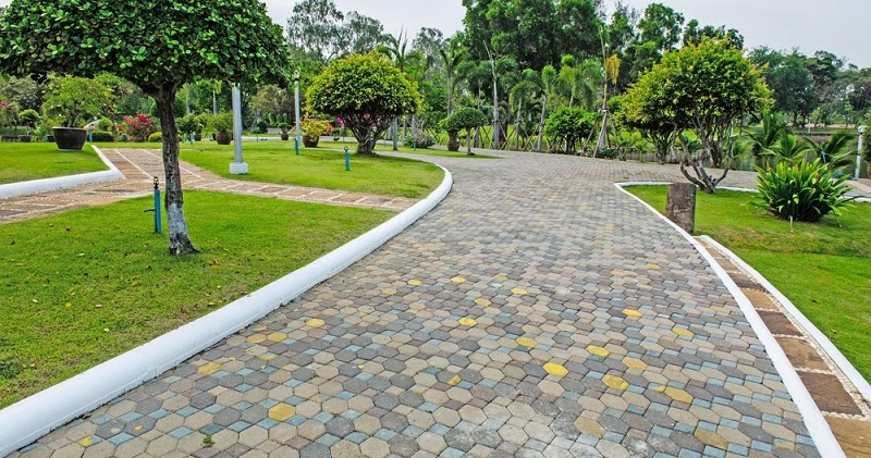 Important Tips for Laying of Paths Using Crazy Paving - My Thought Hub