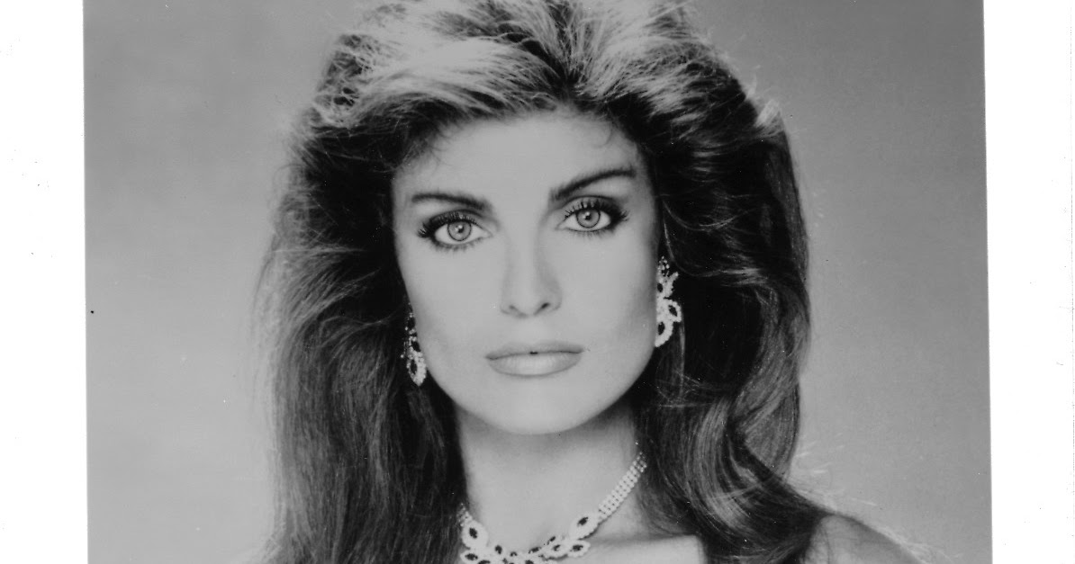 Slice of Cheesecake: Tracy Scoggins, pictorial