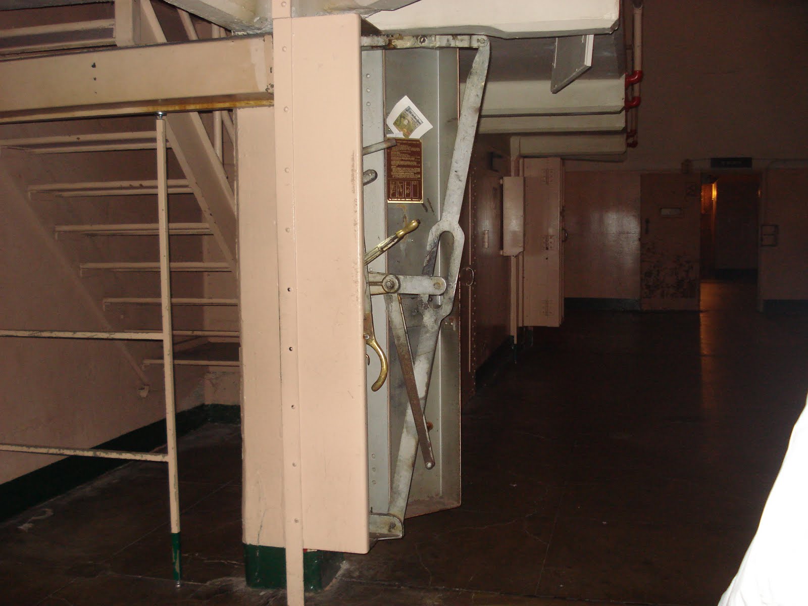Angela's Blog: Night Tour of Alcatraz 2011