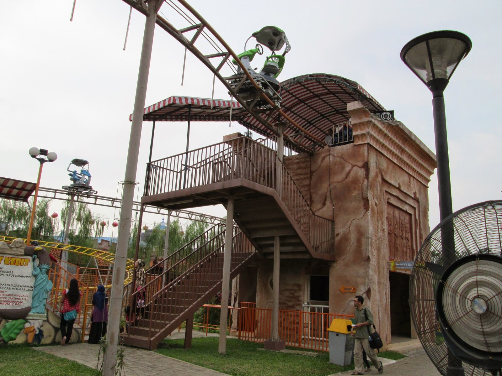 Tempat Wisata Tangerang :: WORLD OF WONDERS CITRA RAYA