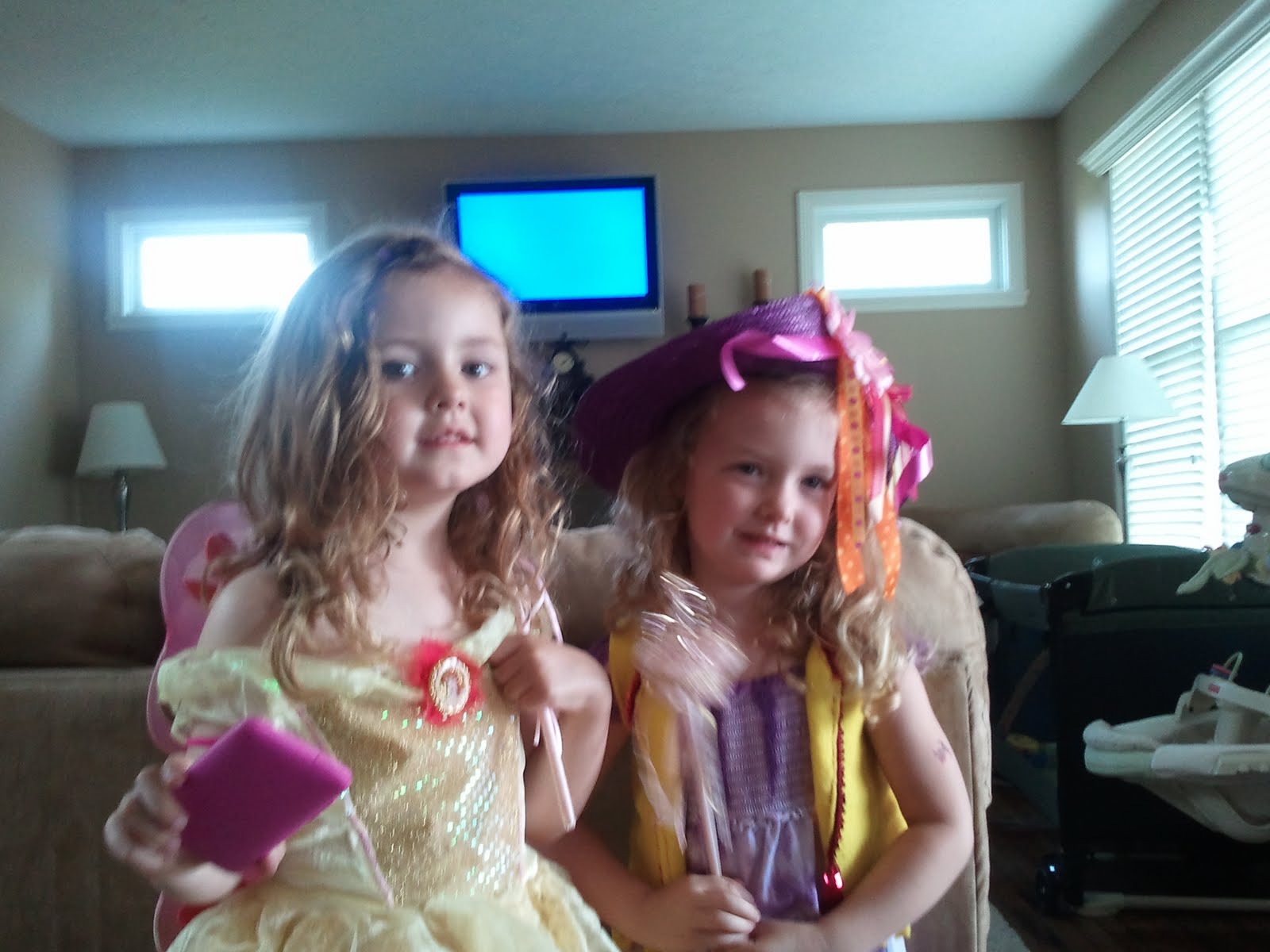 The Maines Family Blog: Night with Addie and Eli