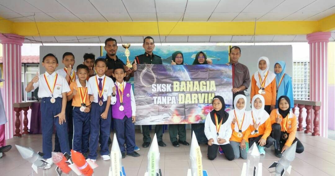 Blog Unit PPDa SK Seri Kundang: PELANCARAN ROKET DARVIH