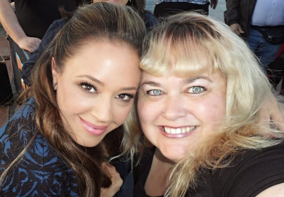 Thinking Pink: Pinky's Fandance - Leah Remini