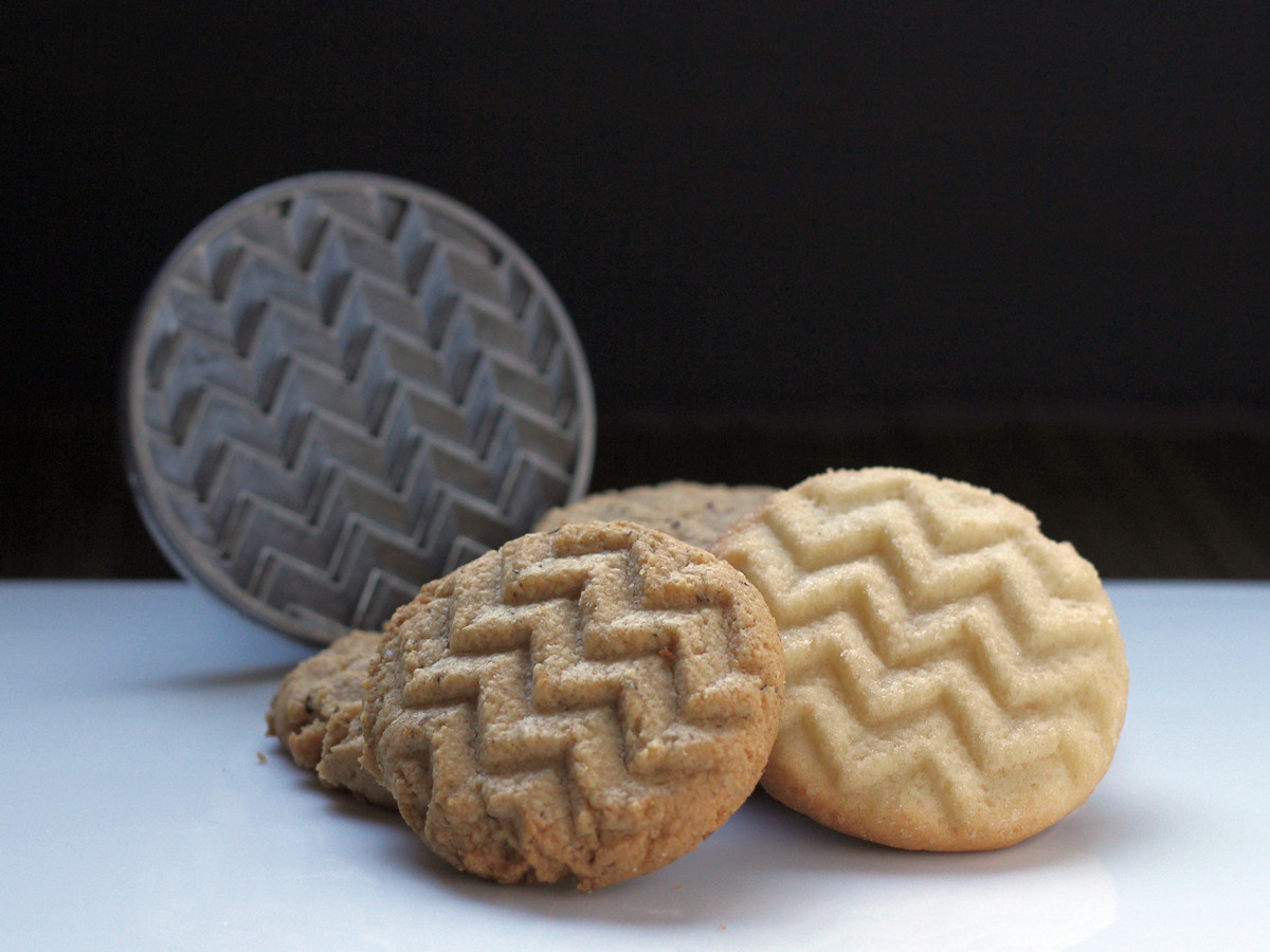 Cookistry's Kitchen Gadget and Food Reviews: Nordicware Cookie Stamps ...