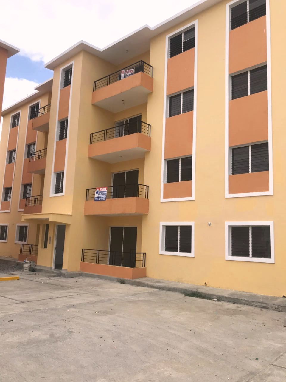inmobiliaria cyw: ¡¡ SE VENDE APARTAMENTO EN SANTO DOMINGO