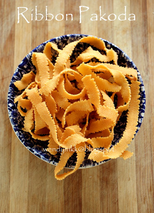 Table for 2.... or more: Ribbon Pakoda - AFF Indian Snacks #2