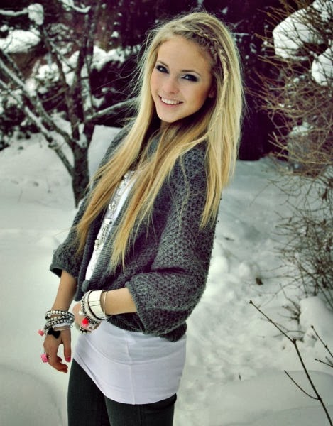 Fun Online: Cute Girls Will Make You Feel Happy