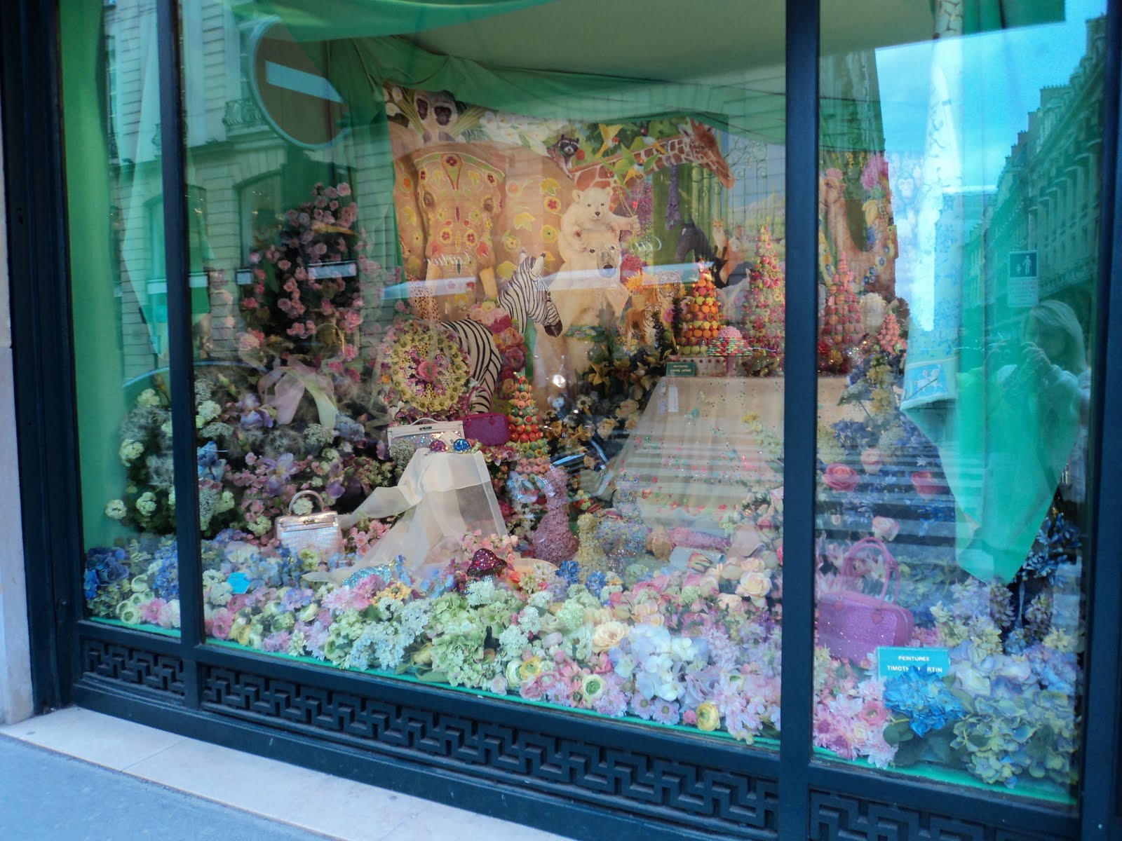 4Stagioni Consultoria de Moda: As lindas vitrines da Hermés em Paris ...