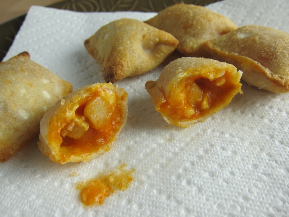 Frozen Friday: Totino's Buffalo Chicken Rolls | Brand Eating