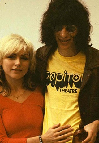 Blipadee: Iconic Couples & Characters