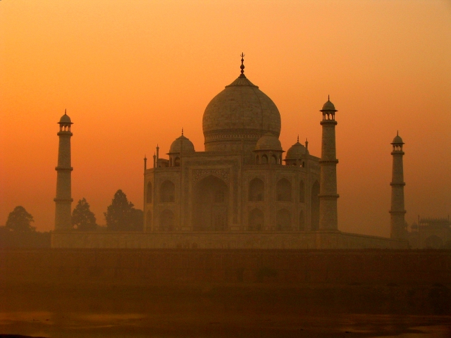 World Beautifull Places: The Taj Mahal India Historical Building