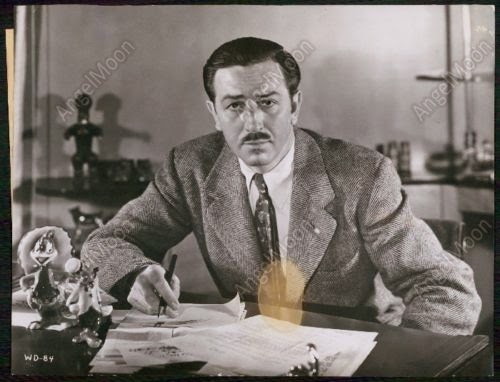 Mike Lynch Cartoons: Cartoonist Photos Part 12