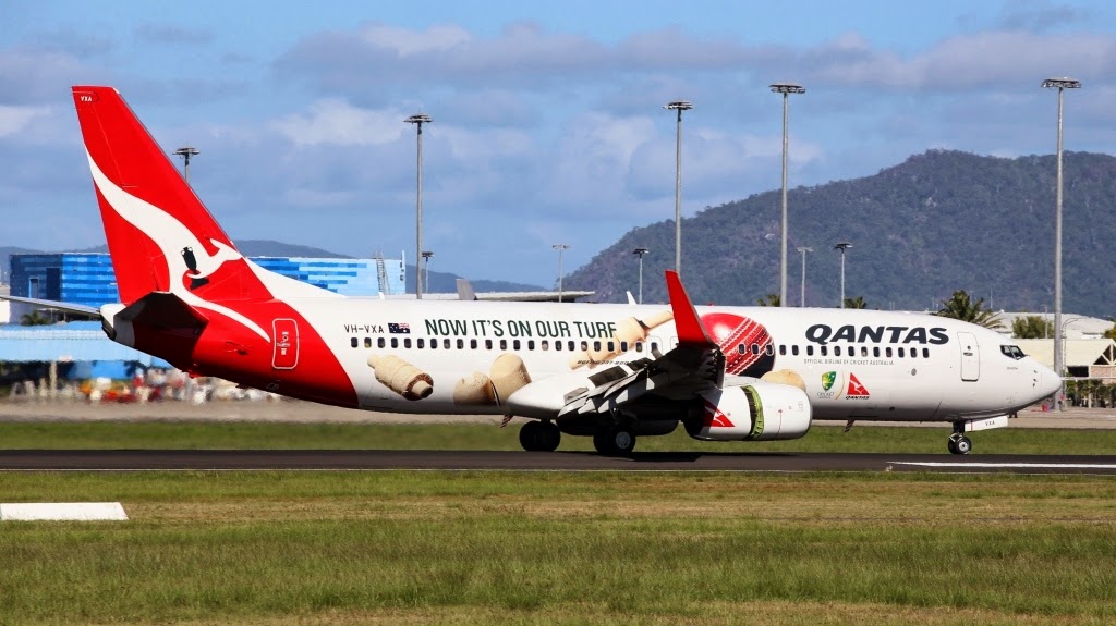 Far North Queensland Skies: Special scheme on Qantas B738 for the ...