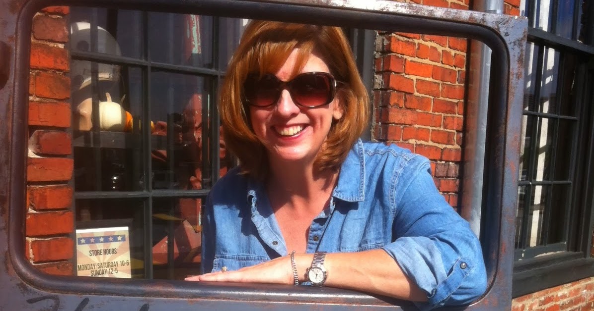 Queen of Hearts: Dealer Feature: Romancing the Home, Cindy Collins