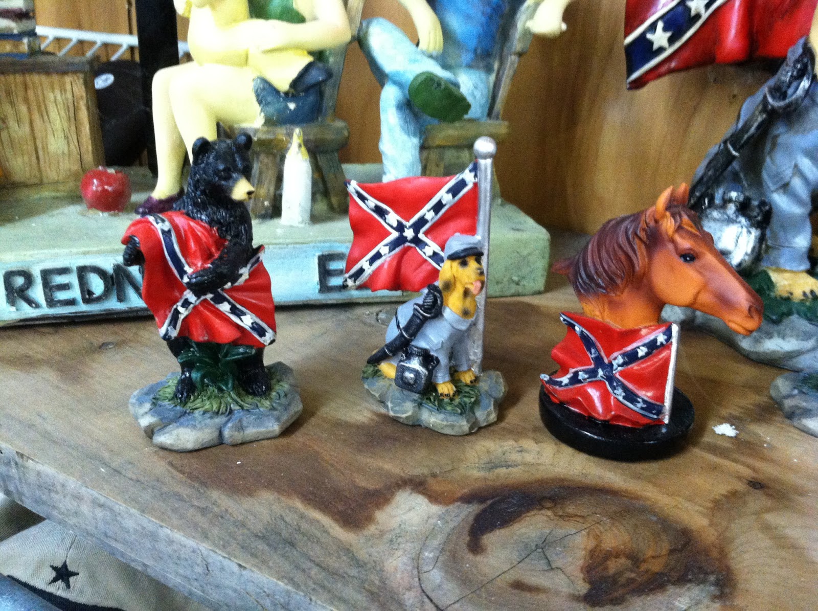The Carpetbagger: Confederate Shopping