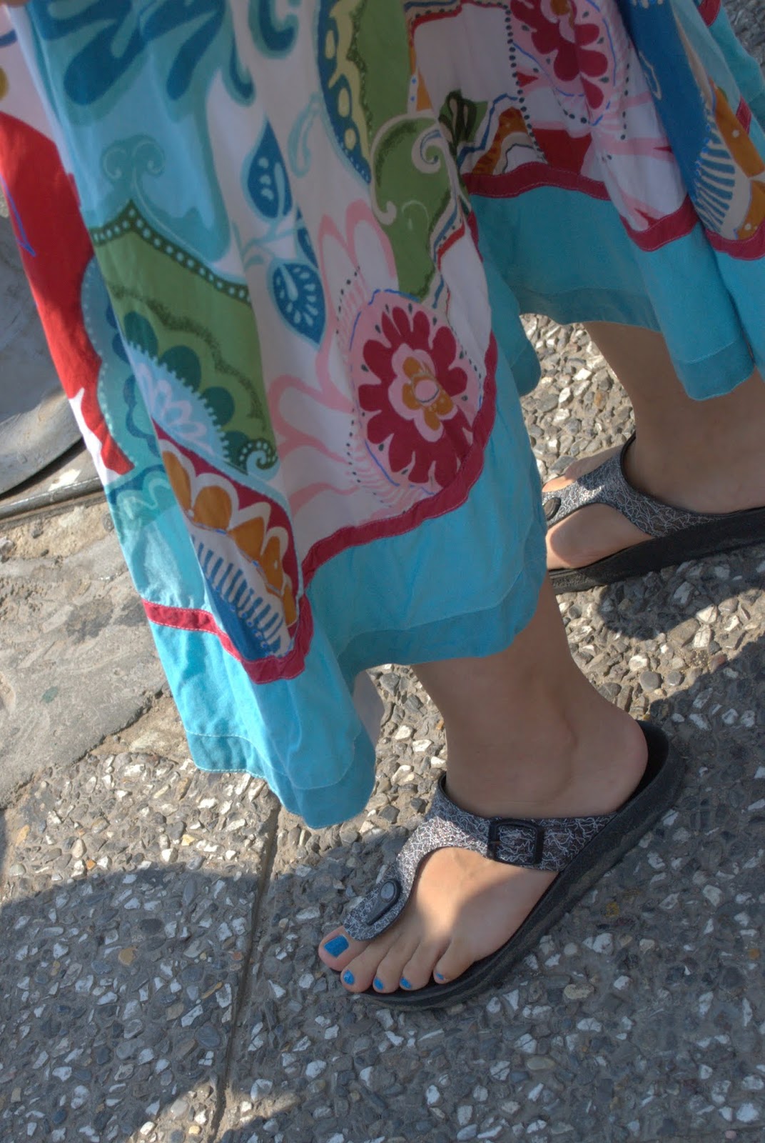 candid turkish girls feet: 2019-10-20