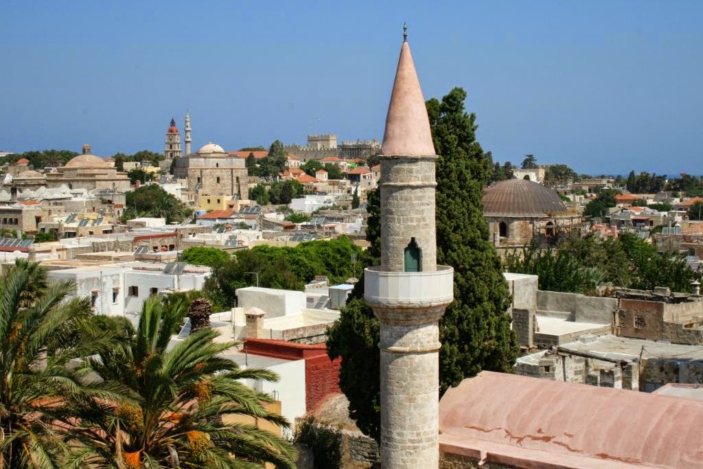 RODI E SIMI, SULLE TRACCE DEL PASSATO - una destinazione turistica italiana