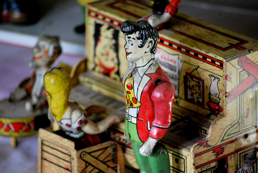 The Copycat Collector: COLLECTION #43: Toys That Play Instruments