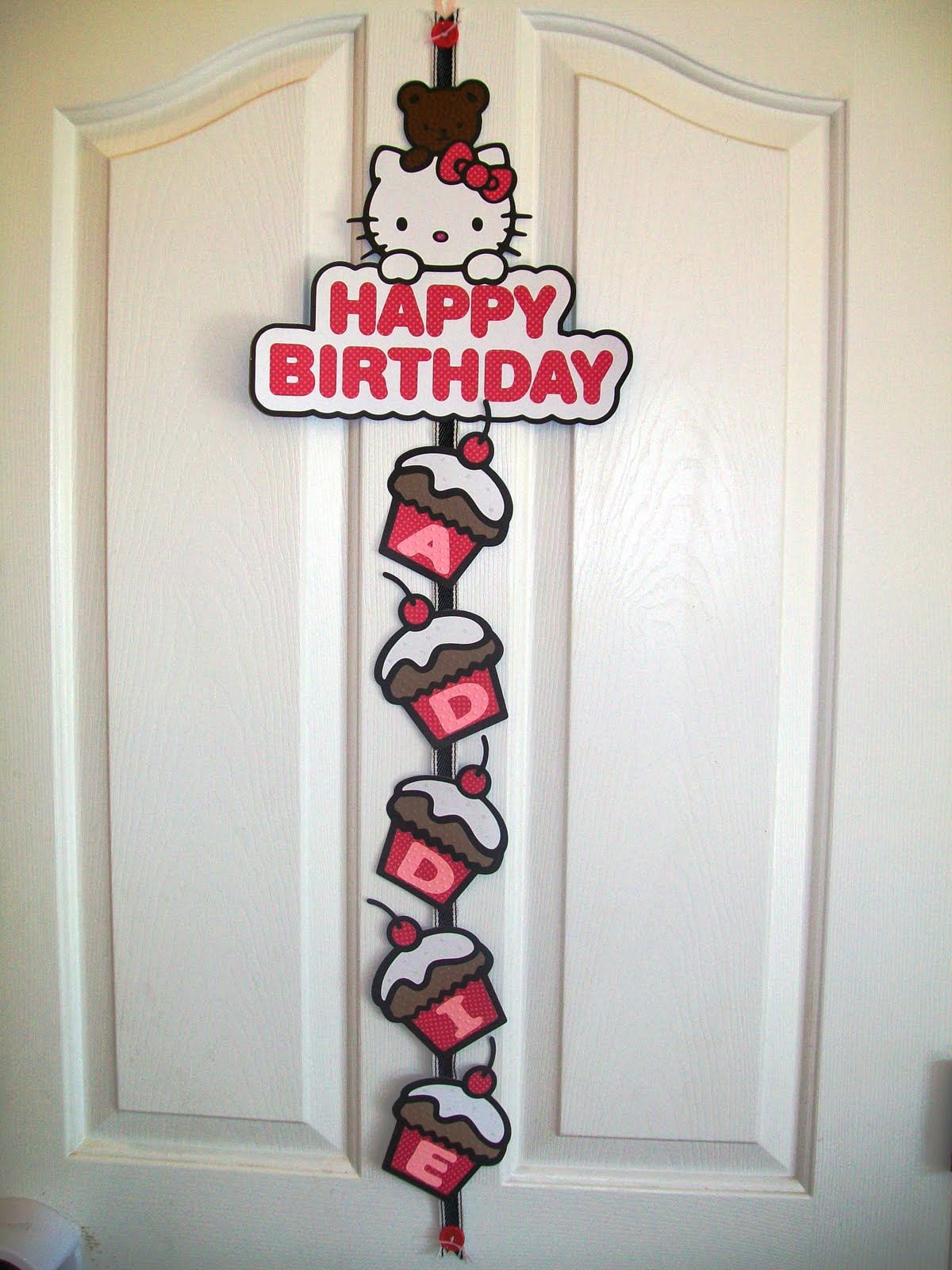 Paper Creations by Kristin: Hello Kitty Decorations