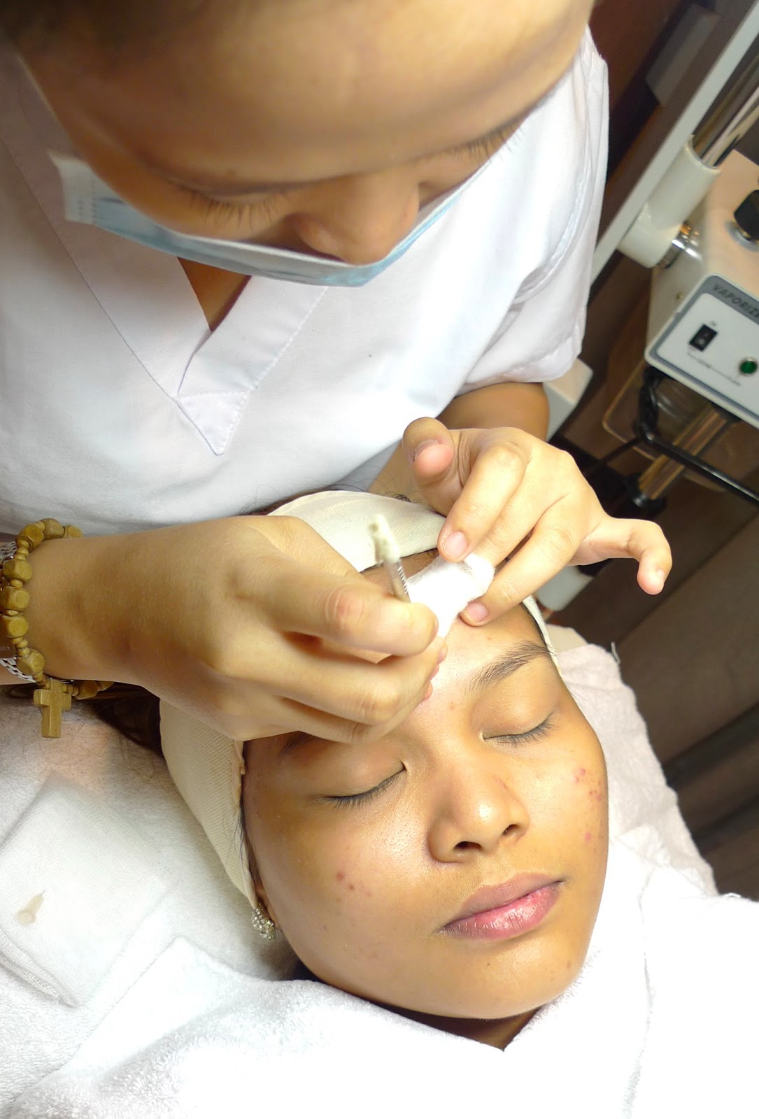 Trying out the Advanced Acne Solution Facial at Bench Skin Expert