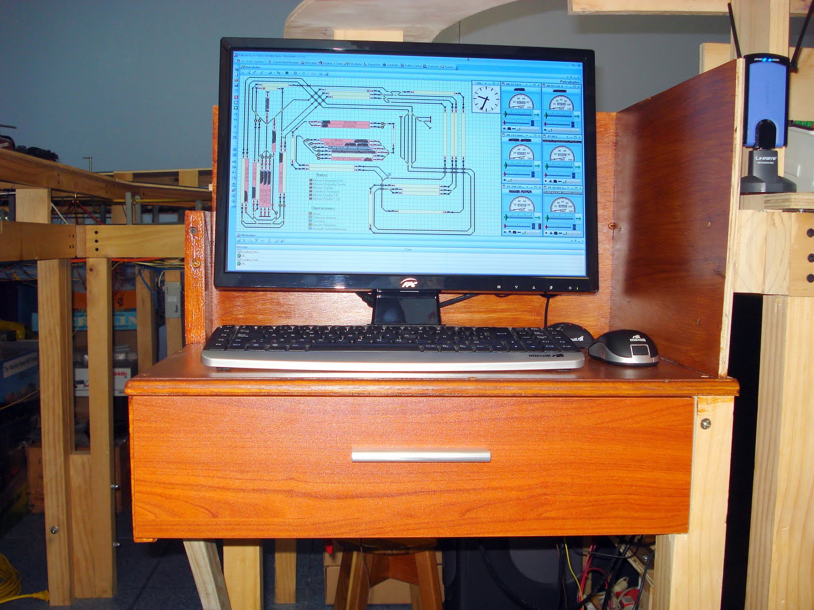 Maqueta de Marco Retana Mora: 2011/07 - 2011/08