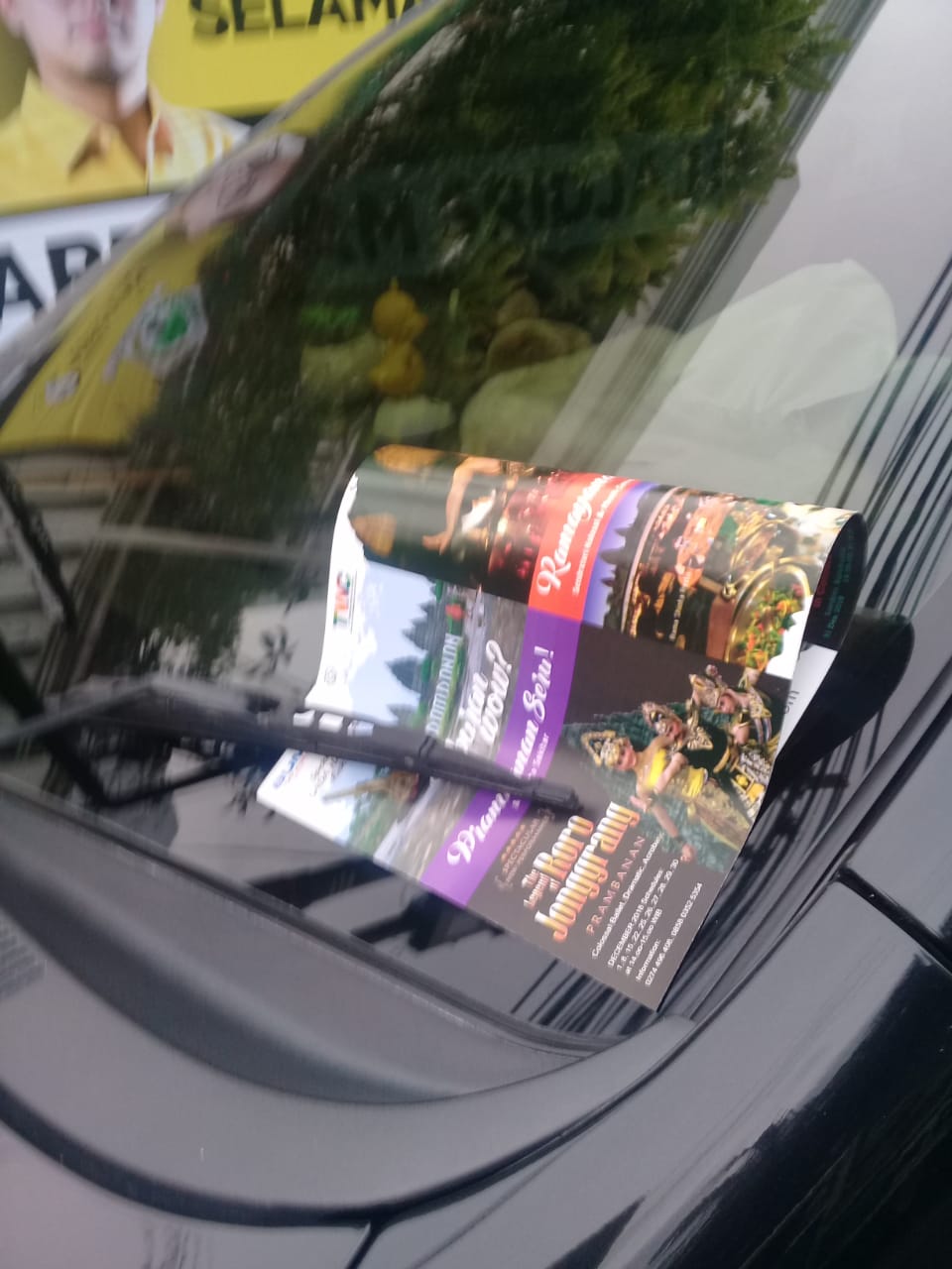 SEBAR BROSUR SURABAYA