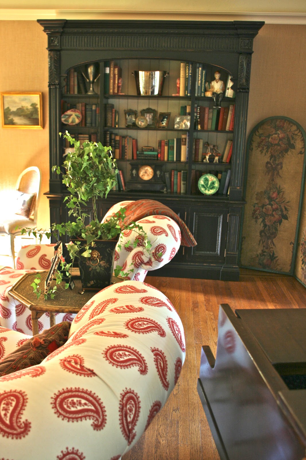 vignette design: Black Is The New Pine