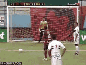 Increible cobro de Penal MEGA FAIL. ~ Gifmaniakos