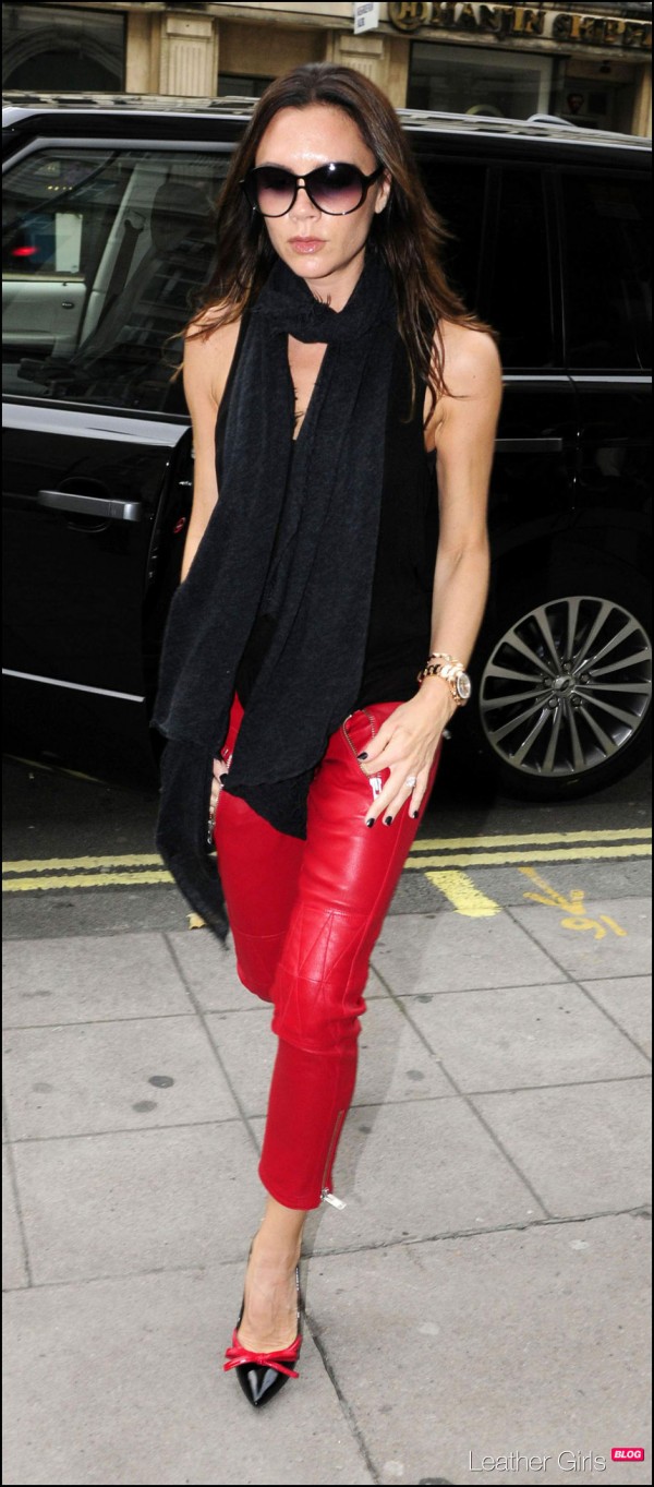 Leather Fashion Lovers: victoria beckham in leather