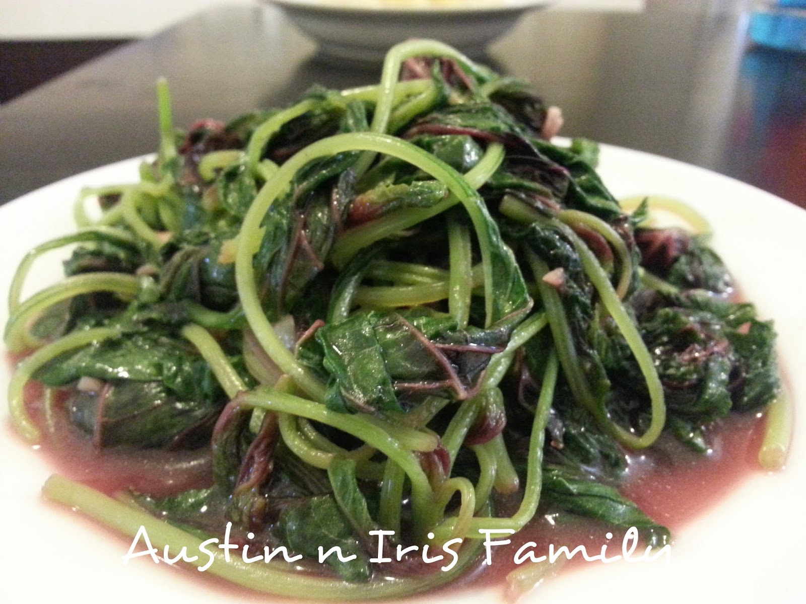 Austin n Iris Family: Edible Amaranth | Chinese Spinach