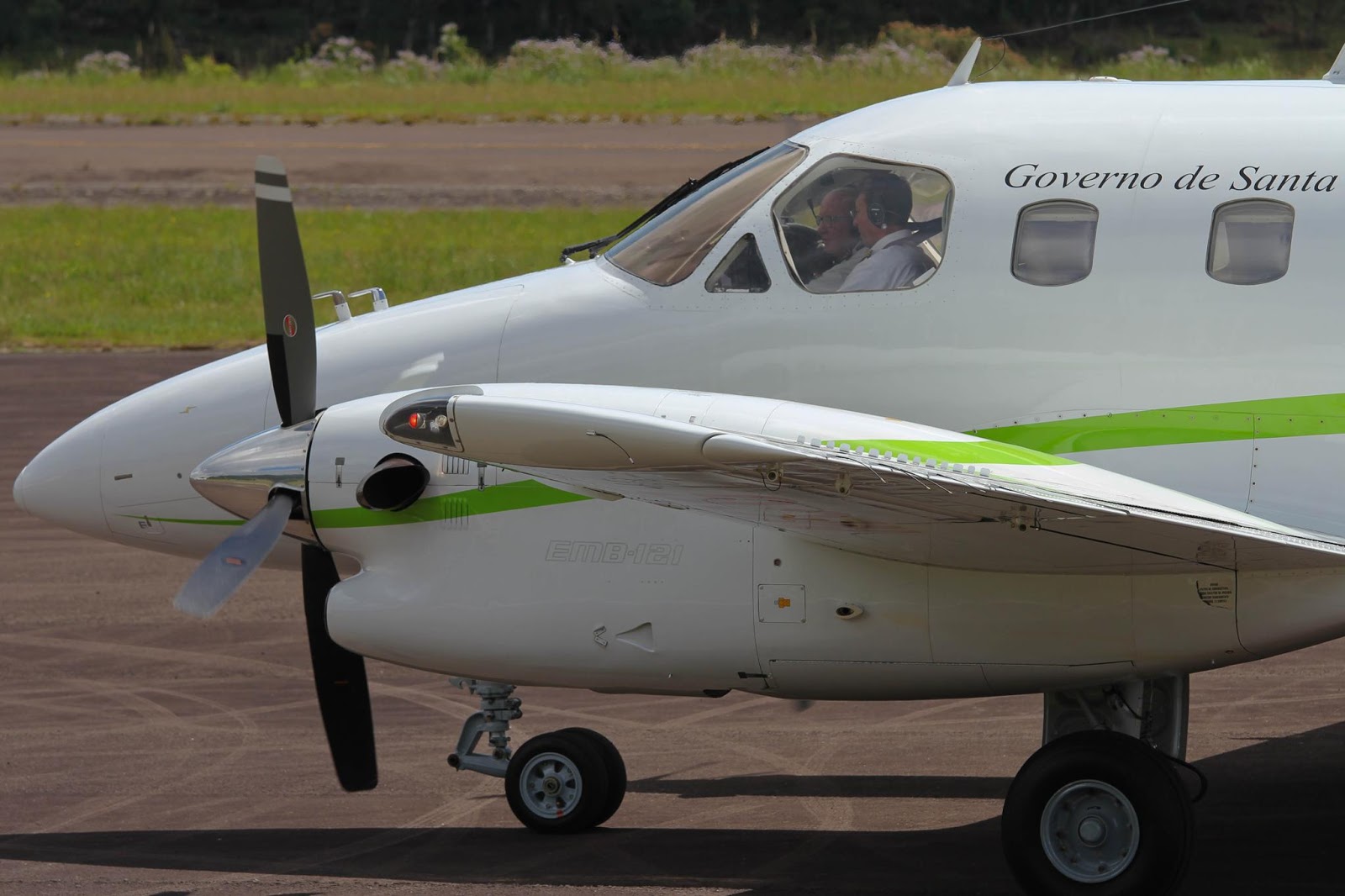 AEROPORTO DE CANELA - RS: Embraer EMB-121 Xingu