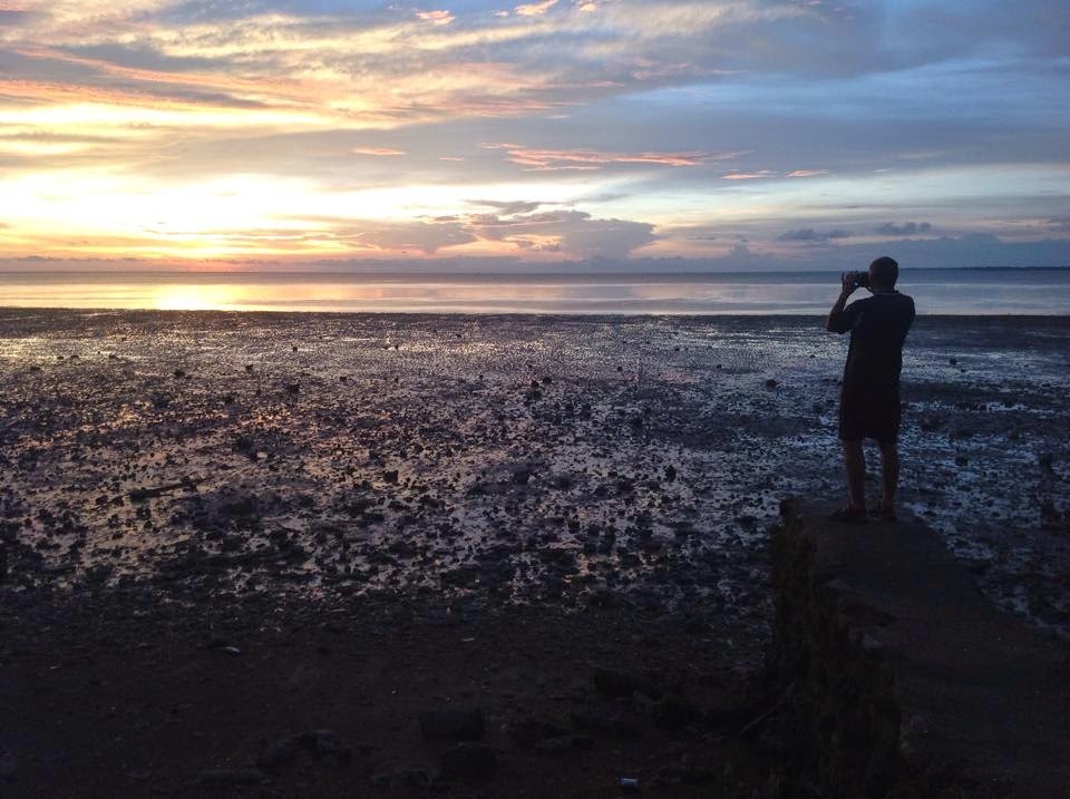 Mackay2Saibai: Peter's Saibai Sunsets