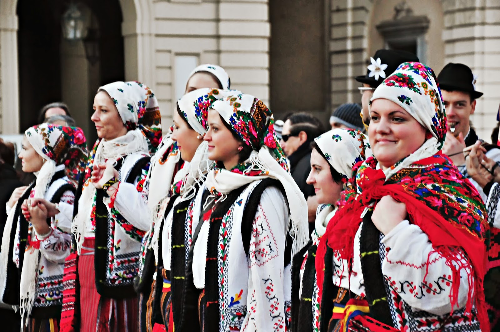 Torino In My eyes: Romania Dance