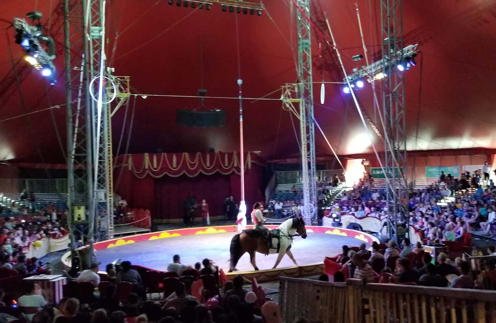 Toronto Grand Prix Tourist - A Toronto Blog: Royal Canadian Family ...