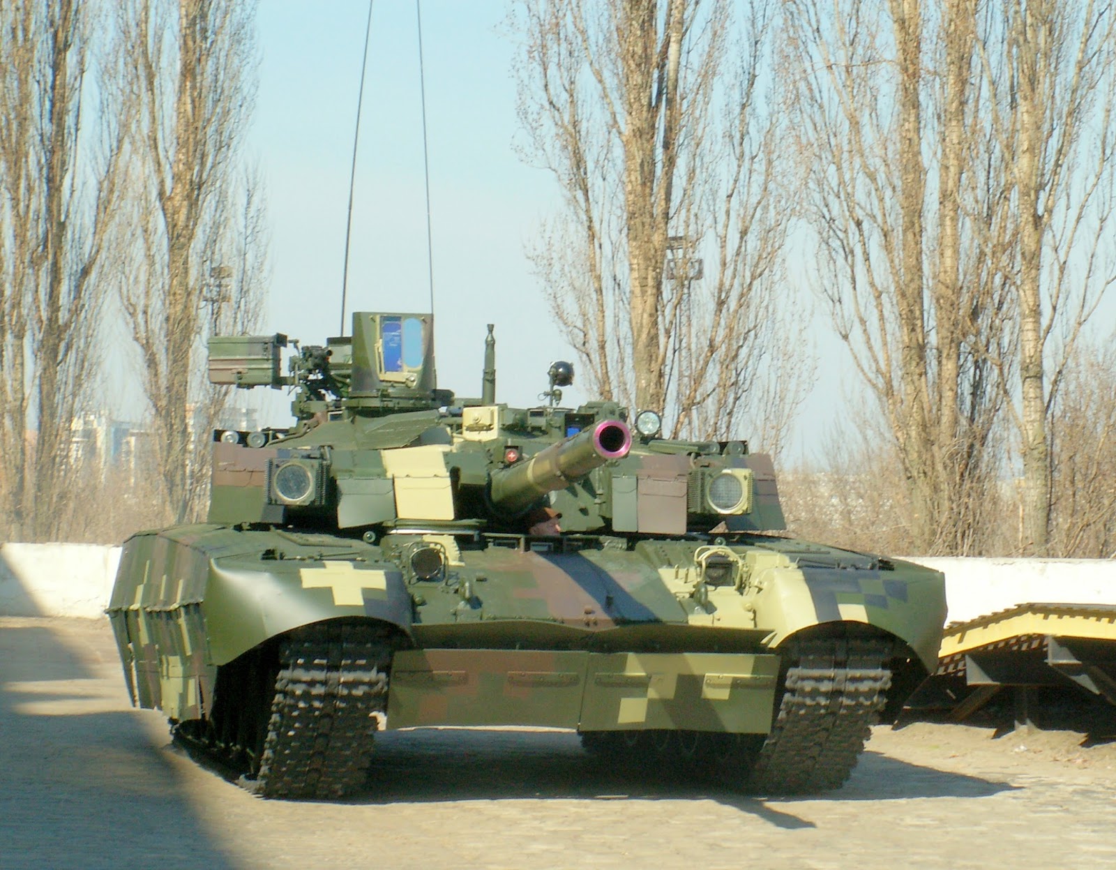 THAIDEFENSE-NEWS: RTA : OPLOT-T Maim Battle Tank Photo Gallery