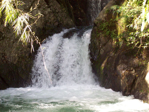 WATERFALLS IN THE PHILIPPINES: BAYUGAO FALLS IN APAYAO