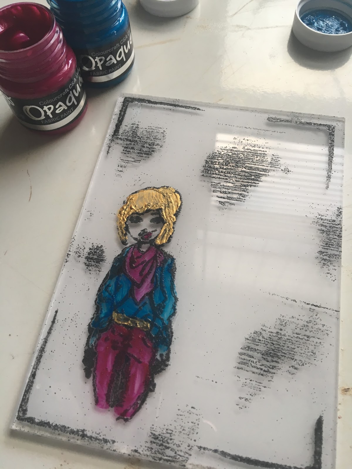 ColourCraft: Reverse painting on plexiglass with Ewelina