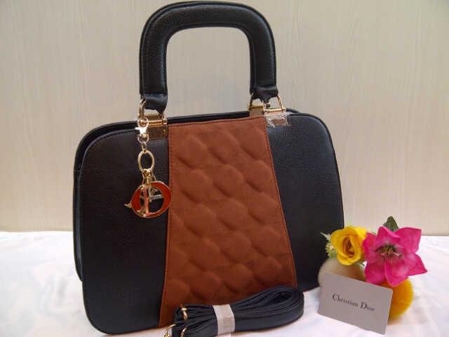 Tas Impor Cantik: Tas Dior